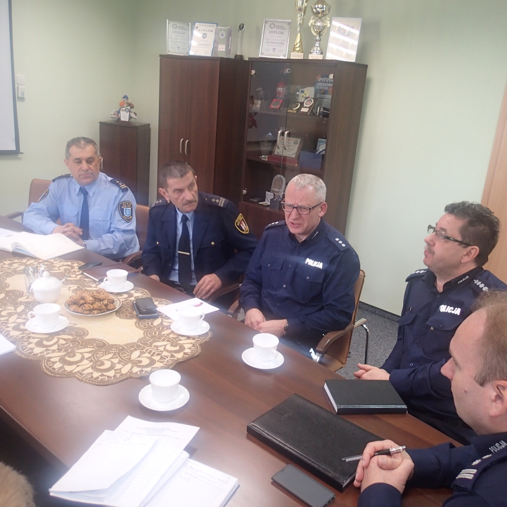 Aby, sezon letni 2017 był bezpieczny- spotkanie służb - Aktualności - KPP Wschowa